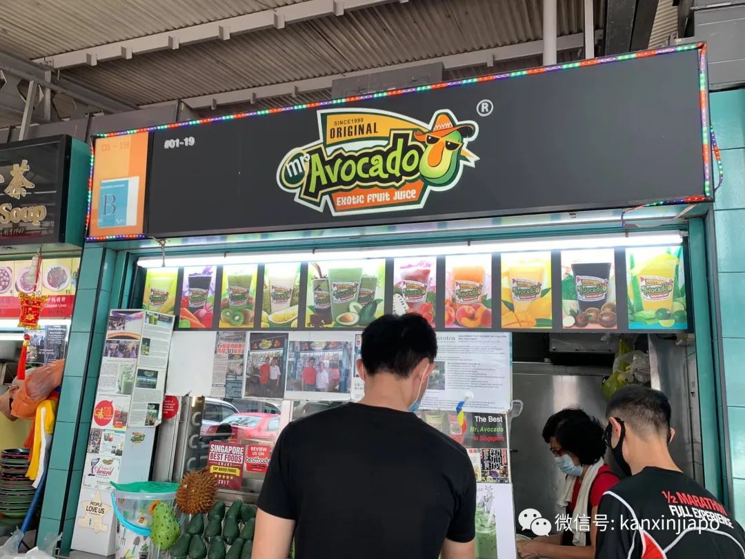 椰子水、豆浆、果汁...新加坡这些人气冰饮挑花眼